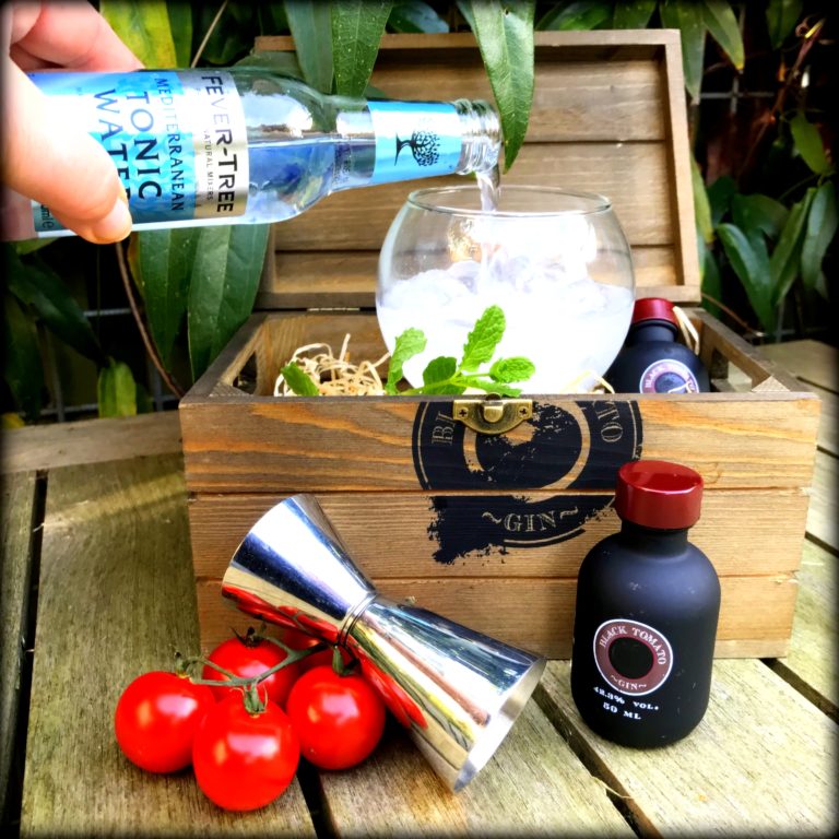 Ziltige Zeeuwse Black Tomato gin: stoere gin met vol aroma als ideale ...